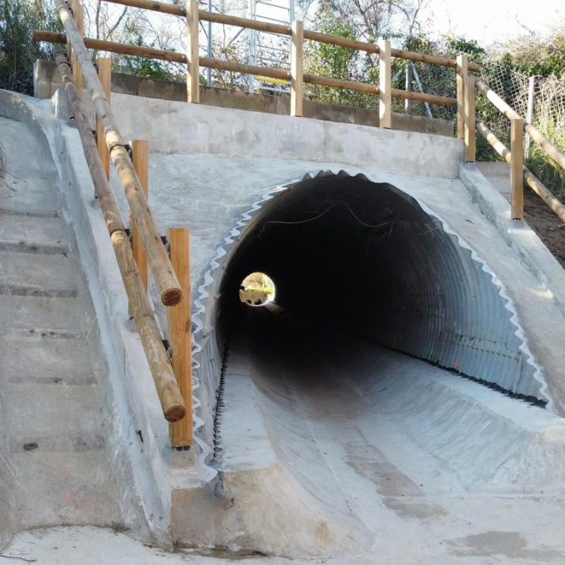 Fin des travaux des buses métalliques sous l'A61, à Capendu (11 ...